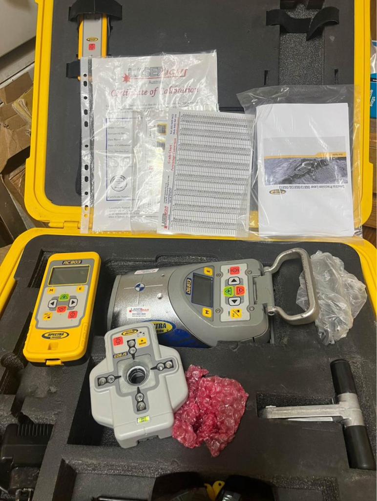 Refurbished Lasers: Spectra DG 813 Red Beam Pipe Laser